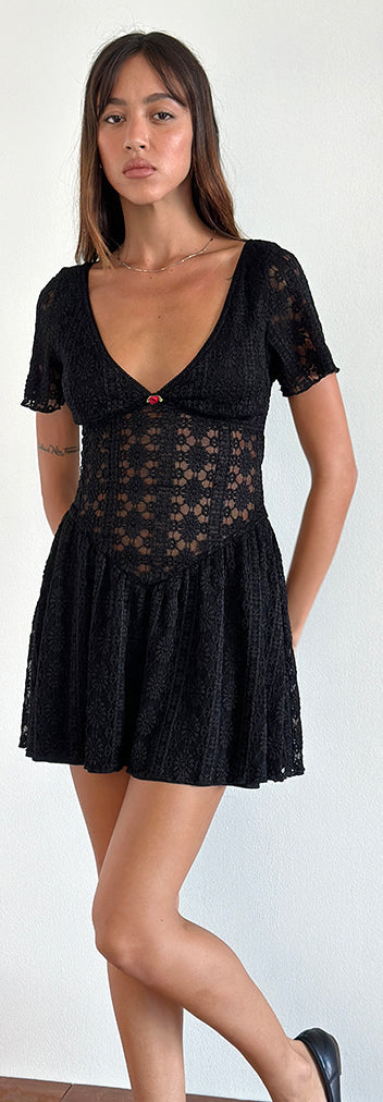 Regal Lace Black Mini Dress | Geni – motelrocks-com-us