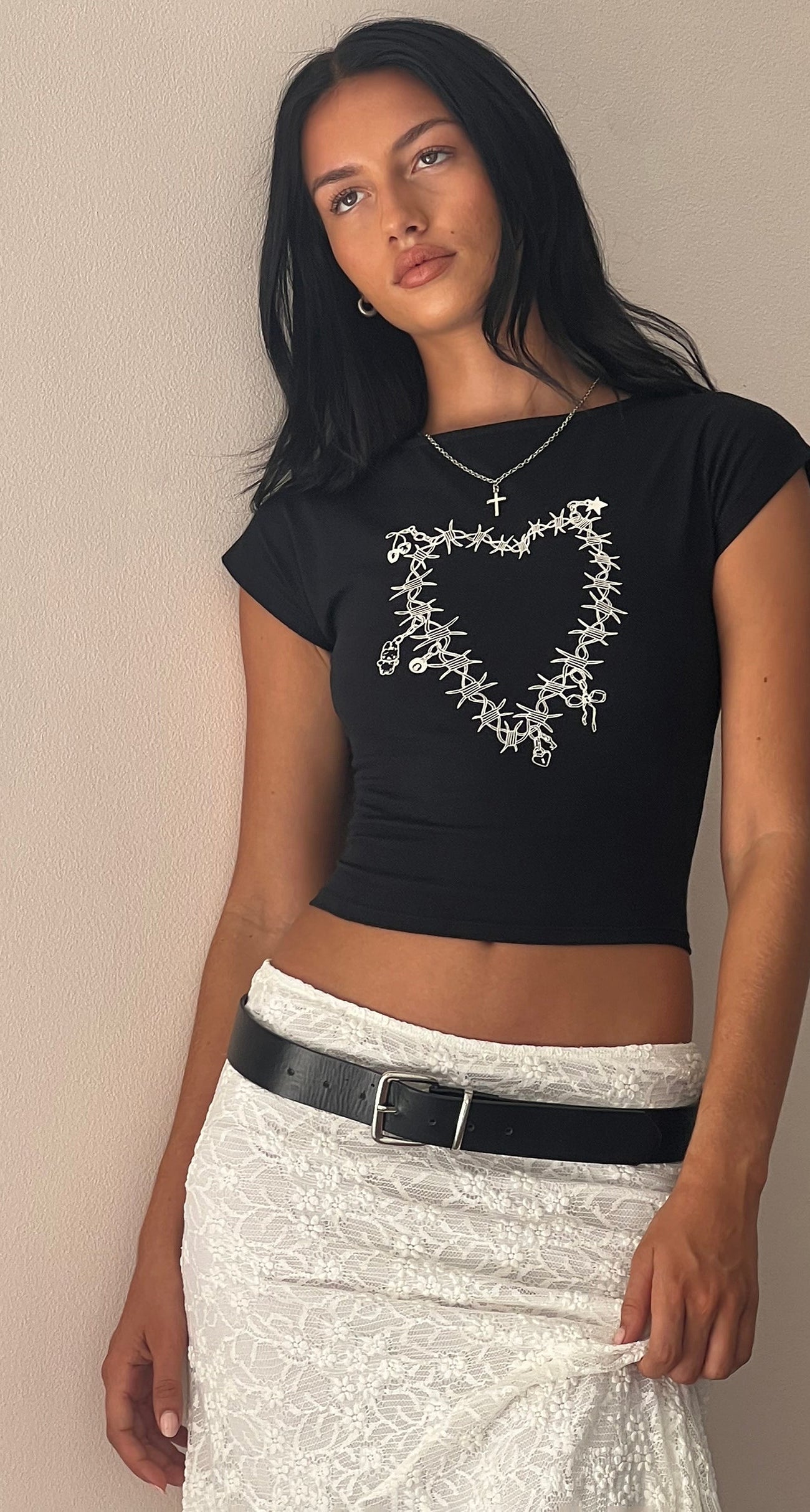 Black Tee with Cutie Thorns | Jonnet – motelrocks-com-us