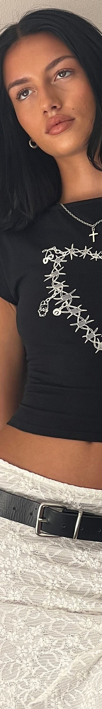 Black Tee with Cutie Thorns | Jonnet – motelrocks-com-us
