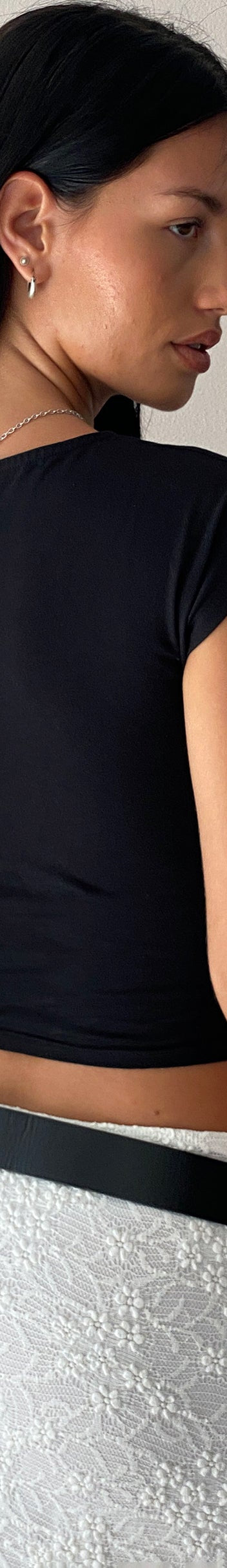 Black Tee with Cutie Thorns | Jonnet – motelrocks-com-us