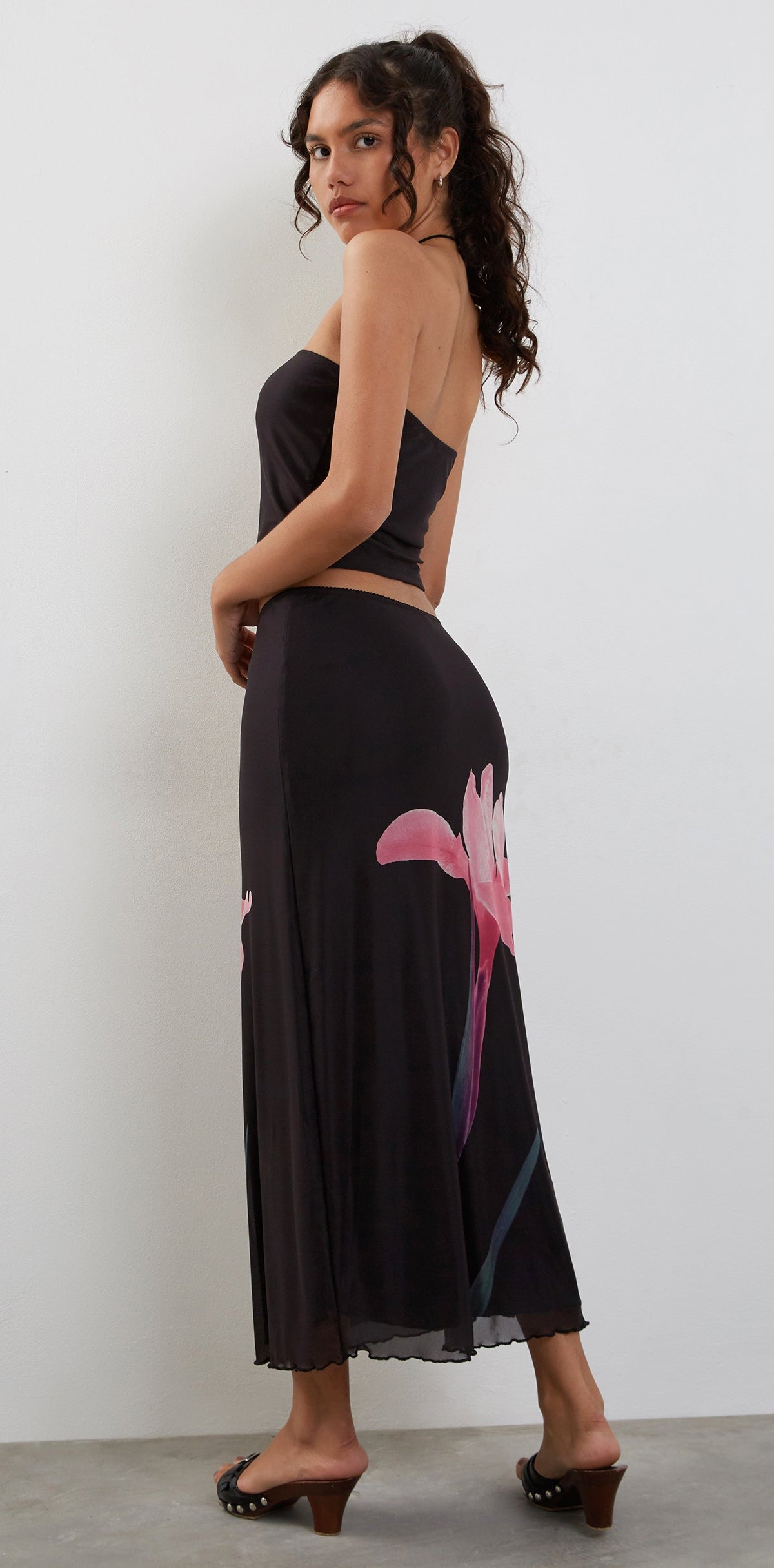 Pink Flower Placement Midi Skirt | Lassie – motelrocks-com-us