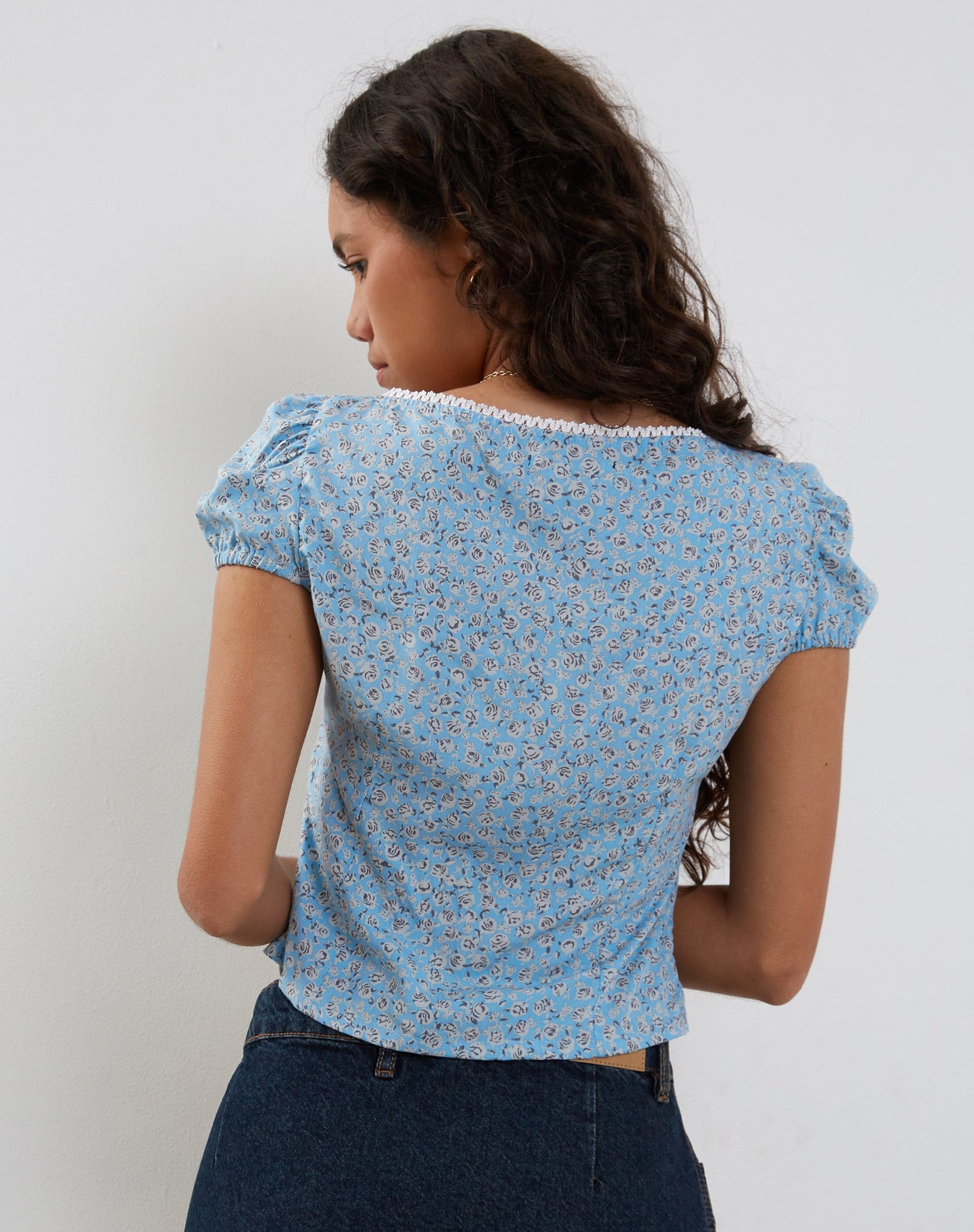 Ditsy Rose Blue Top | Laz – motelrocks-com-us