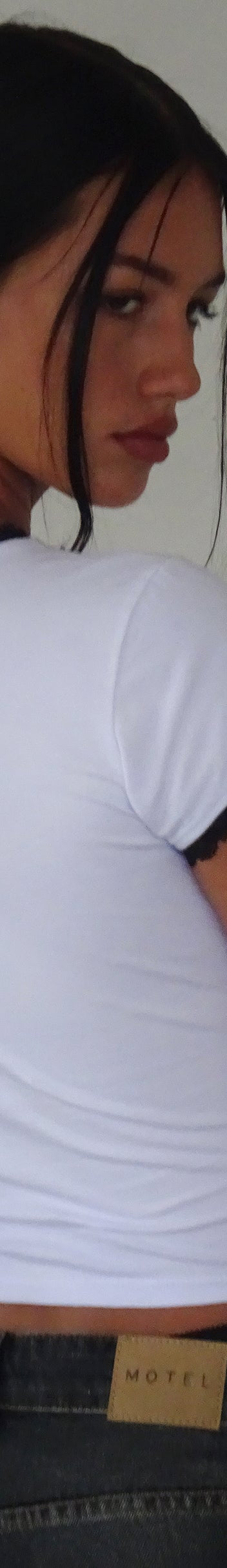 White Baby Tee with Heartbreaker Motif | Zyzy – motelrocks-com-us