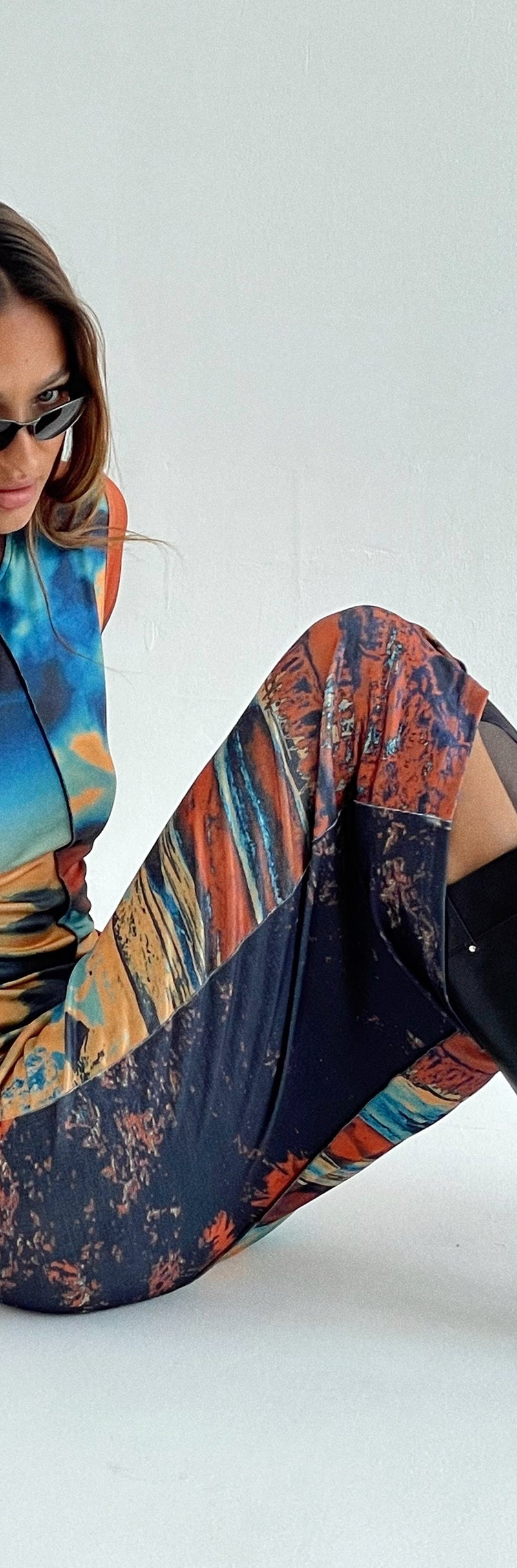 Blue and Orange Print Short Sleeve Midi Dress | Tapaki – motelrocks-com-us