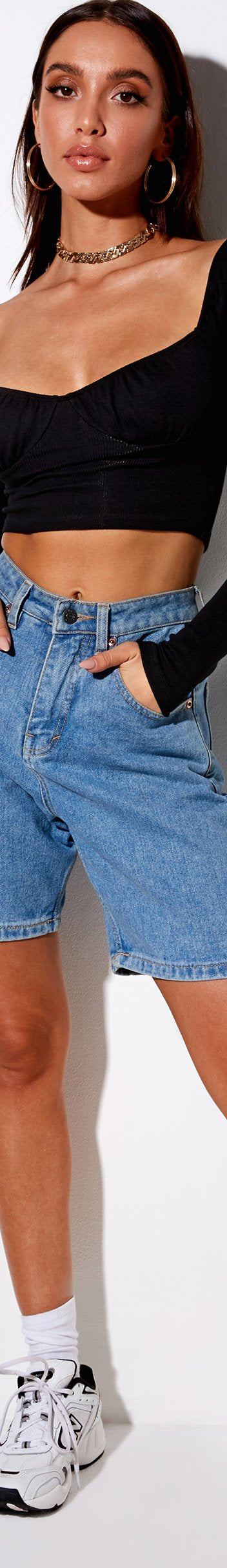 Inalo Crop Top in Rib Black – motelrocks-com-us