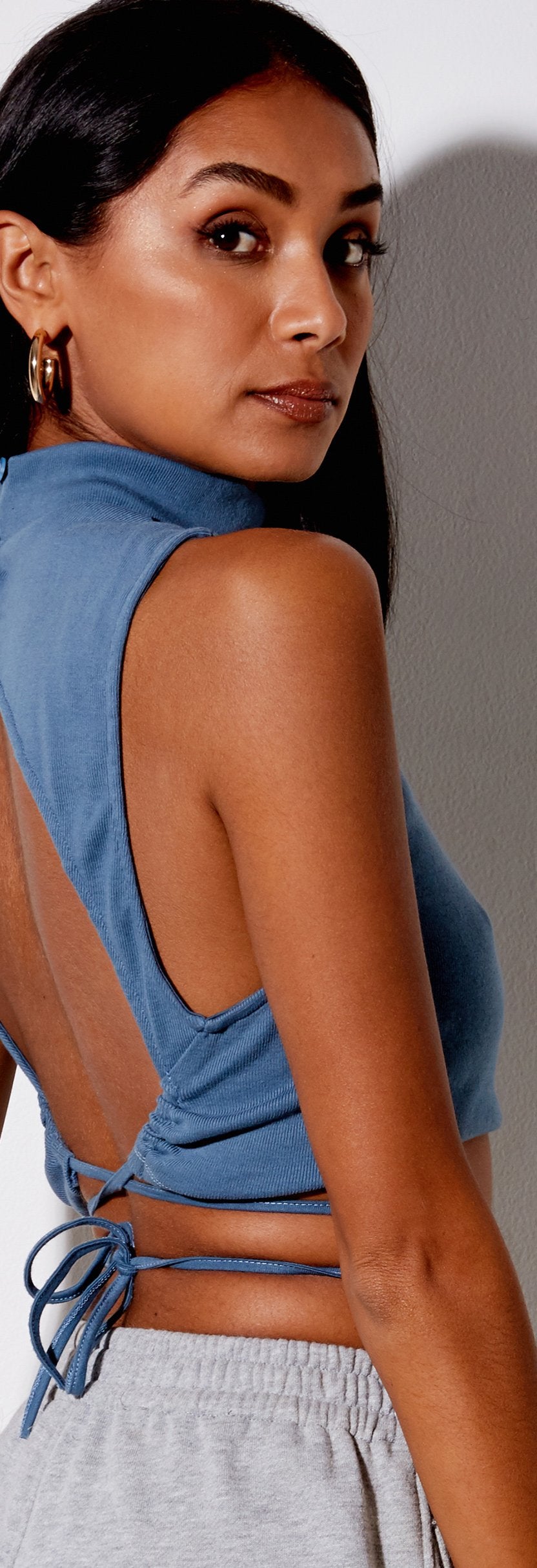 Blue Sleeveless High Neck Crop Top | Quera – motelrocks-com-us