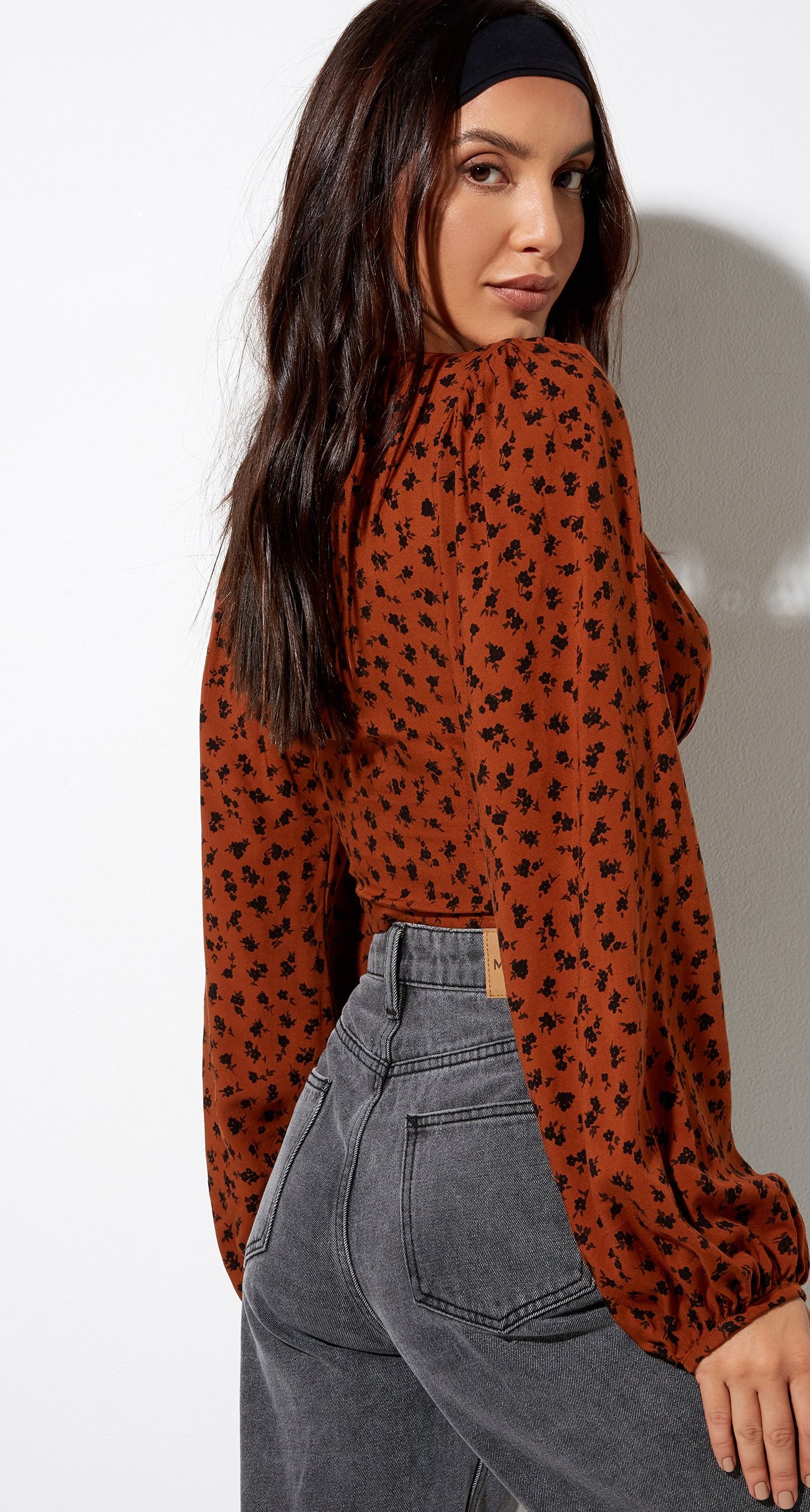 Floral Brown Balloon Sleeve Low V Neckline Blouse Top | Romina – motelrocks-com-us