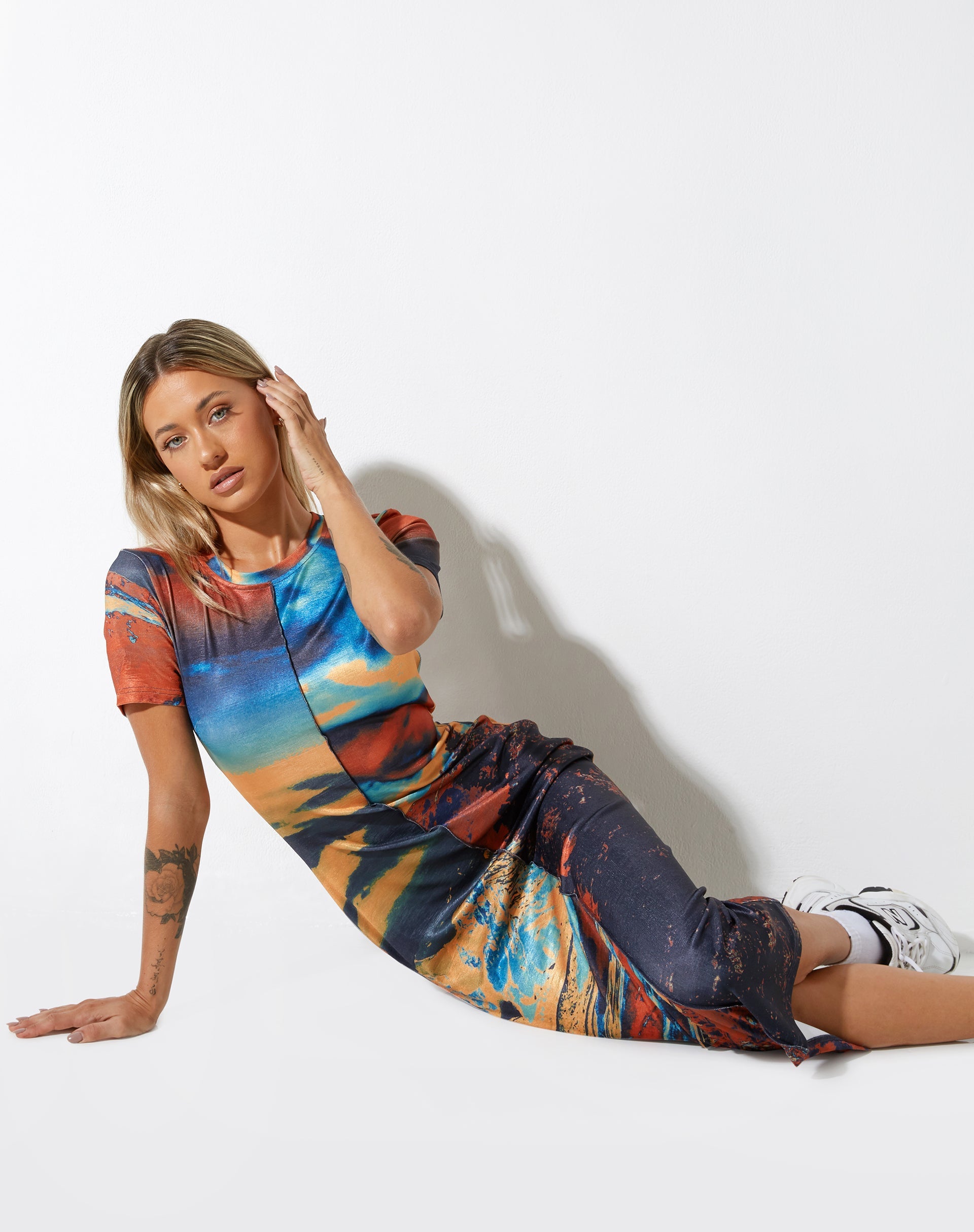 Blue and Orange Print Short Sleeve Midi Dress | Tapaki – motelrocks-com-us